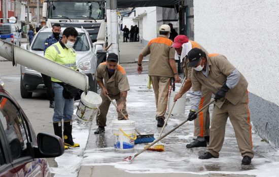 Inmates La Modelo Prison Participate Cleaning Editorial Stock Photo ...