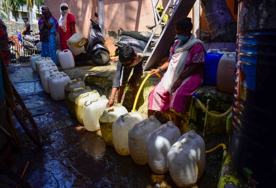 People Take Water Public Water Service Editorial Stock Photo - Stock ...