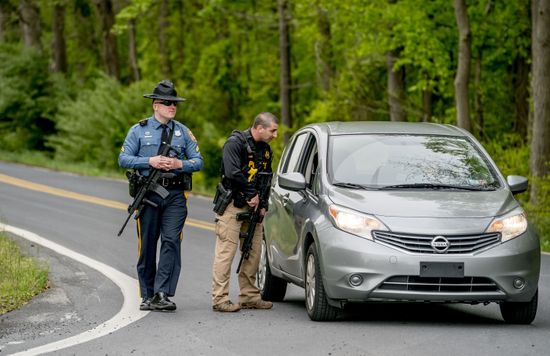 Law Enforcement Set Perimeter Search Vehicles Editorial Stock Photo ...