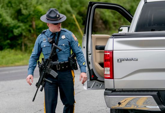 Law Enforcement Set Perimeter Search Vehicles Editorial Stock Photo ...