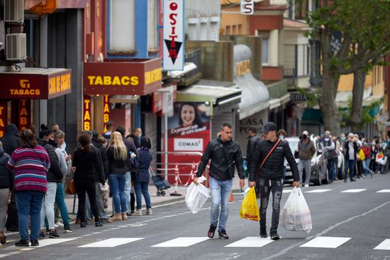 People Queue Store On Spanish Side Editorial Stock Photo - Stock Image ...