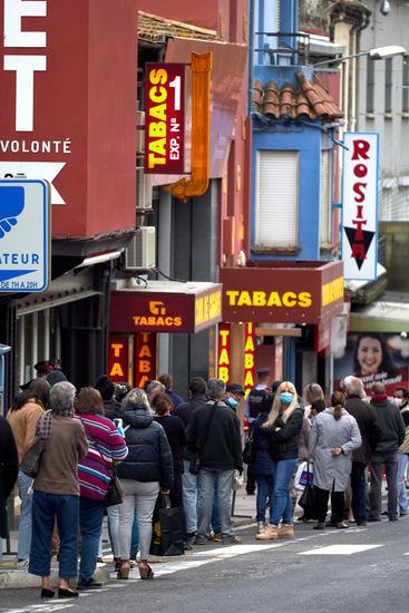 People Queue Store On Spanish Side Editorial Stock Photo - Stock Image ...