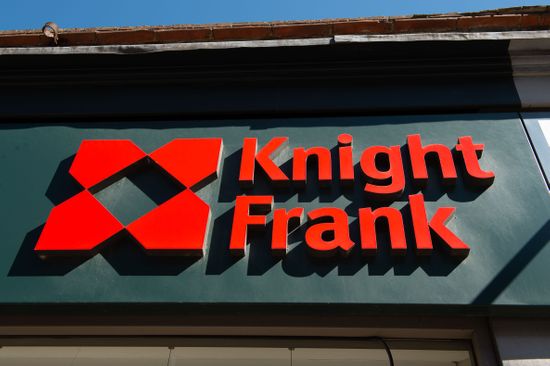 Knight Frank Estate Agents Beaconsfield Buckinghamshire Editorial Stock ...
