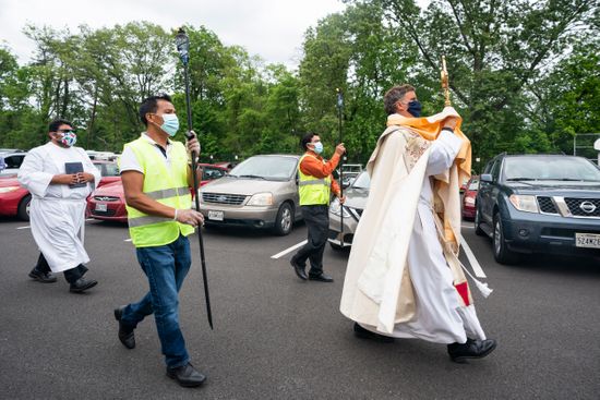 Father Shaun Foggo R Performs Exposition Editorial Stock Photo - Stock ...