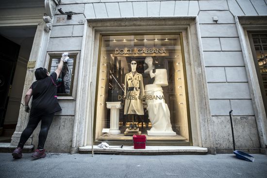 Shopkeepers Prepare Reopening Stores Central Rome Editorial Stock Photo ...