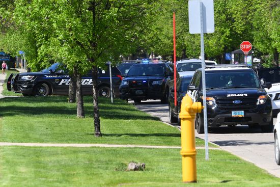 Law Enforcement Officers Block Off Streets Editorial Stock Photo ...