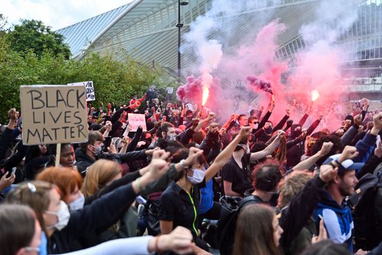 Thousand People Gathered Pacifist Demonstration Following Editorial ...