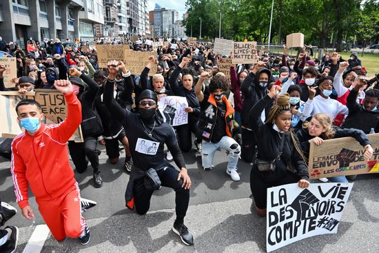 Thousand People Gathered Pacifist Demonstration Following Editorial ...