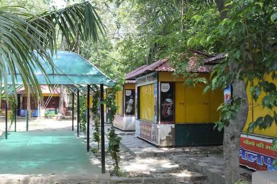 Shuttered Stalls Inside Lucknow Zoo On Editorial Stock Photo - Stock ...