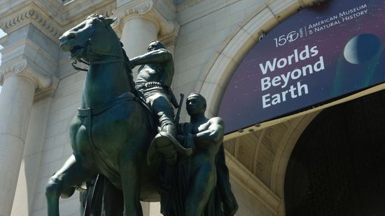 Nypd Car Stands Guard Front Statue Editorial Stock Photo - Stock Image ...