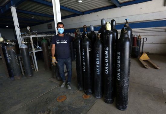Iraqi Worker Checks Oxygen Tanks Local Editorial Stock Photo - Stock ...