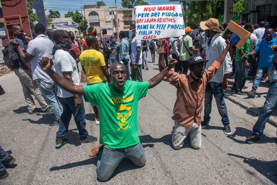 Protesters Who Denounce Climate Insecurity Country Editorial Stock ...