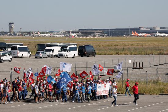 Airbus Employees Demonstrated Airbus Building M67 Editorial Stock Photo ...
