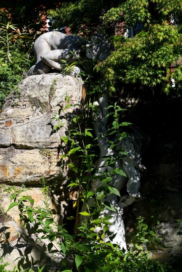 Naked Ladies Statues Cascade Pool Oceanides Editorial Stock Photo ...