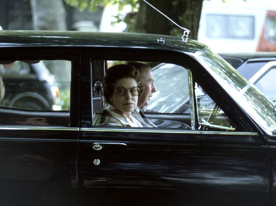 Queen Elizabeth Ii Driving Her Vauxhall Editorial Stock Photo - Stock ...