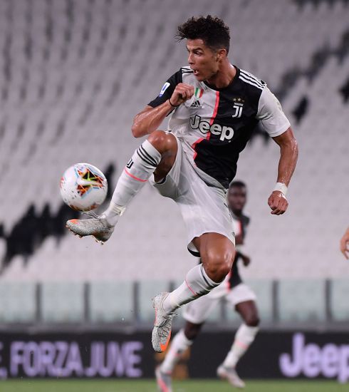 Juventus Cristiano Ronaldo Jumps Stop Ball Editorial Stock Photo ...