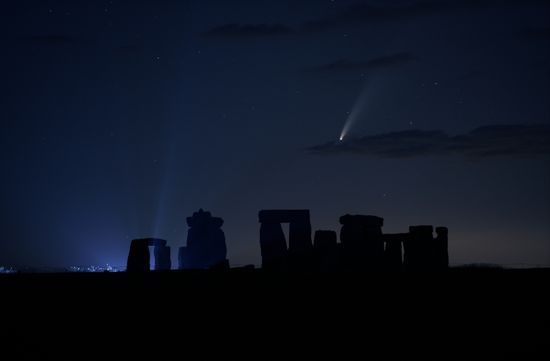 Comet Neowise Seen Passing Over Stonehenge Editorial Stock Photo ...