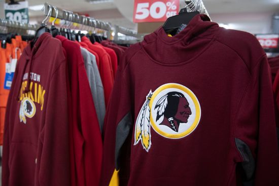 Washington Redskins Merchandise Sale Store Arlington Editorial Stock ...