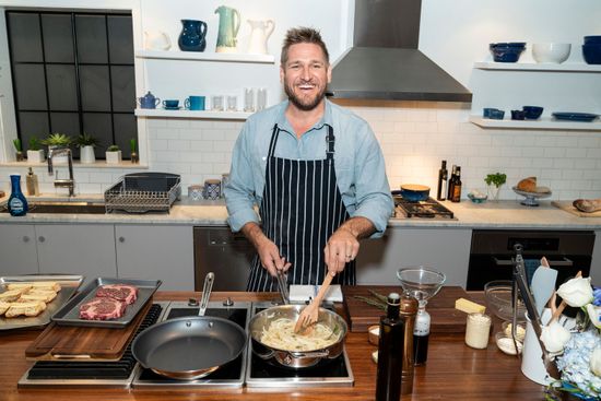 Australian Celebrity Chef Curtis Stone Cooking Editorial Stock Photo ...