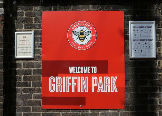 Notice Main Entrance Words Welcome Griffin Editorial Stock Photo ...