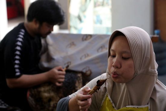 Indonesian Artist Blows Canting Batiks Pen Editorial Stock Photo ...
