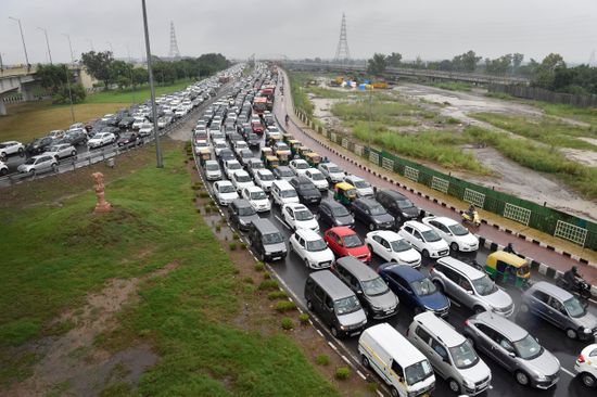 Traffic Snarl Nizamuddin Bridge Due Heavy Editorial Stock Photo - Stock ...