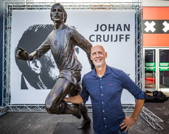 Artist Hans Jouta Next Lifesize Bronze Editorial Stock Photo - Stock Image | Shutterstock