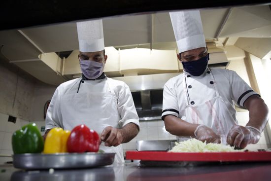 Indian Chefs Wearing Face Masks Work Editorial Stock Photo - Stock ...