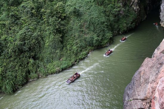 Puhua Subsurface River Zhuoshui Scenic Area Editorial Stock Photo ...