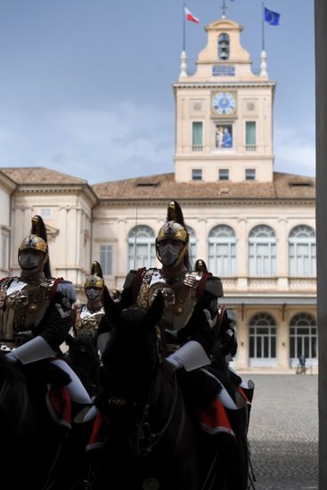 Italian Presidential Guard Reggimento Corazzieri Carabinieri Editorial ...