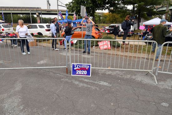 Donald J Trump 2020 Sign Campaign Editorial Stock Photo - Stock Image ...