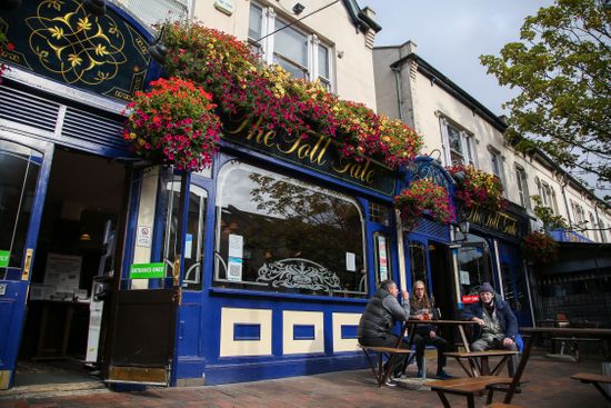 Exterior View Jd Weatherspoons Pub Toll Editorial Stock Photo - Stock ...