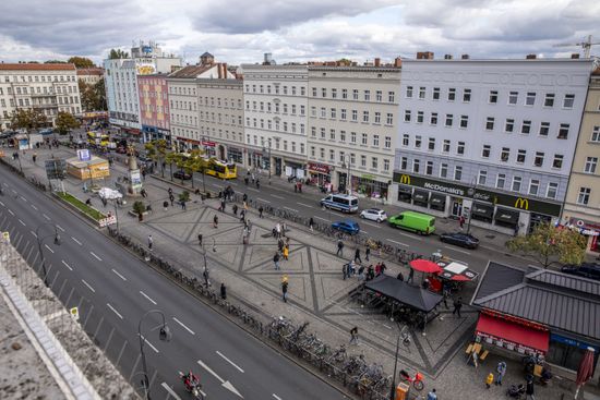 View Hermannplatz Square Neukoelln District Berlin Editorial Stock ...
