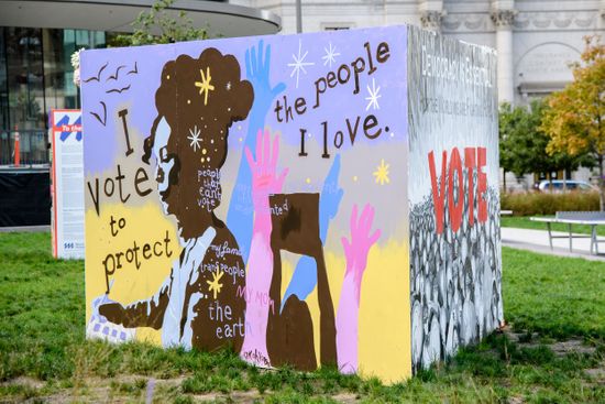 Murals Encouraging People Vote Downtown Philadelphia Editorial Stock ...