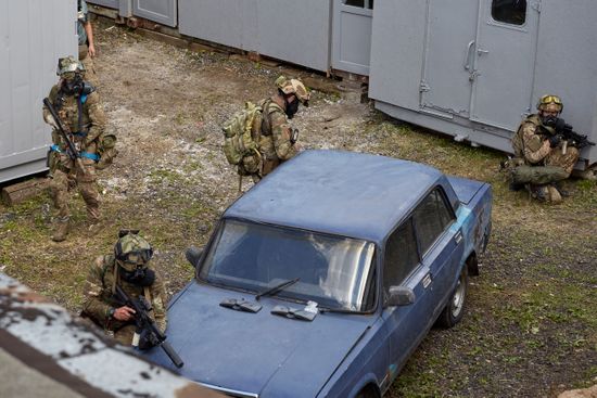 Special Unit Officers Take Cover Around Editorial Stock Photo - Stock ...