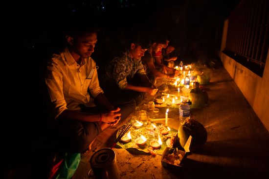 Hindu Devotees Sit Prodip Lights Pray Editorial Stock Photo - Stock ...