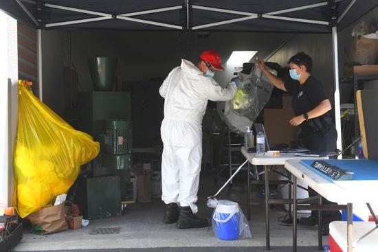 Victoria Police Work Scene Drug Raid Editorial Stock Photo - Stock ...