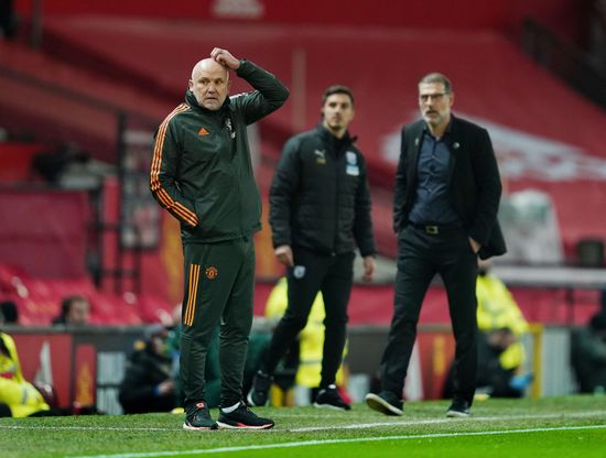 Manchester United Assistant Manager Mike Phelan Editorial Stock Photo ...