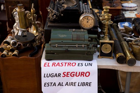 View Stand Placard Reading El Rastro Editorial Stock Photo - Stock ...