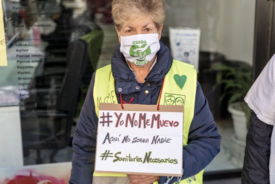 Protester Face Mask Uses Sign Slogan Editorial Stock Photo - Stock ...