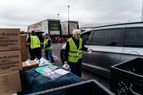 Volunteers Central Texas Food Bank Load Editorial Stock Photo - Stock ...