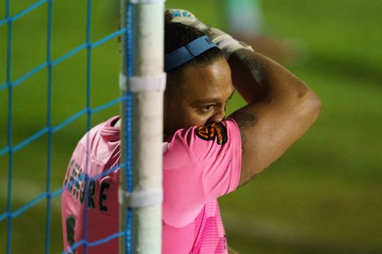 Boreham Wood Goalkeeper Nathan Ashmore Editorial Stock Photo - Stock ...