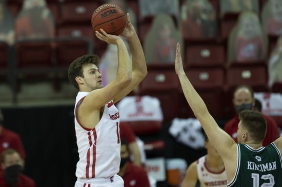 Wisconsin Badgers Forward Carter Gilmore 14 Editorial Stock Photo ...