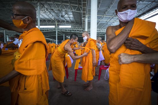 Buddhist Monks Help Newly Ordained Novice Editorial Stock Photo - Stock ...