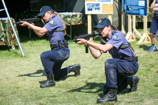 Police Training Exercise Machine Gun Ero Editorial Stock Photo - Stock ...