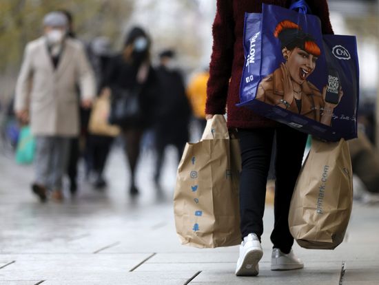 People Carrys Bags During Shopping City Editorial Stock Photo - Stock ...
