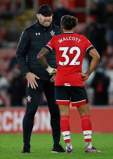 Southamptons Theo Walcott R Listens His Editorial Stock Photo - Stock ...