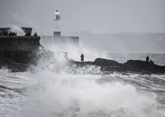 People Watch Storm Bella Hits Porthcawl Editorial Stock Photo - Stock ...