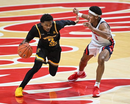 Wichita Guard Alterique Gilbert 3 Drives Editorial Stock Photo - Stock ...