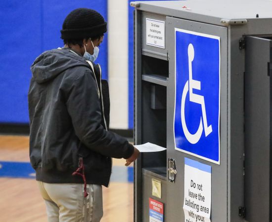 Voter Places Her Ballot Into Tabulating Editorial Stock Photo - Stock ...